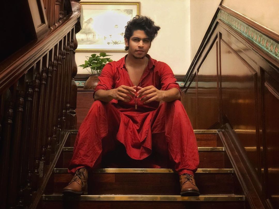 A Peep into the Wardrobe- Roshan Abdul Rahoof | FWD Life Magazine