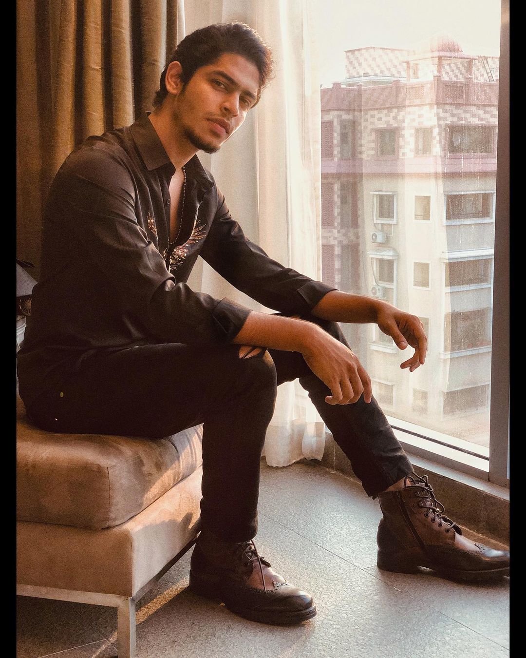 A Peep into the Wardrobe- Roshan Abdul Rahoof | FWD Life Magazine