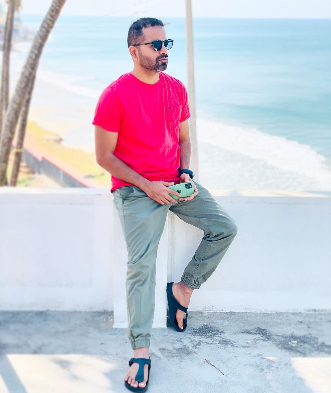 A Peep into the Wardrobe- Vinay Forrt | FWD Life Magazine