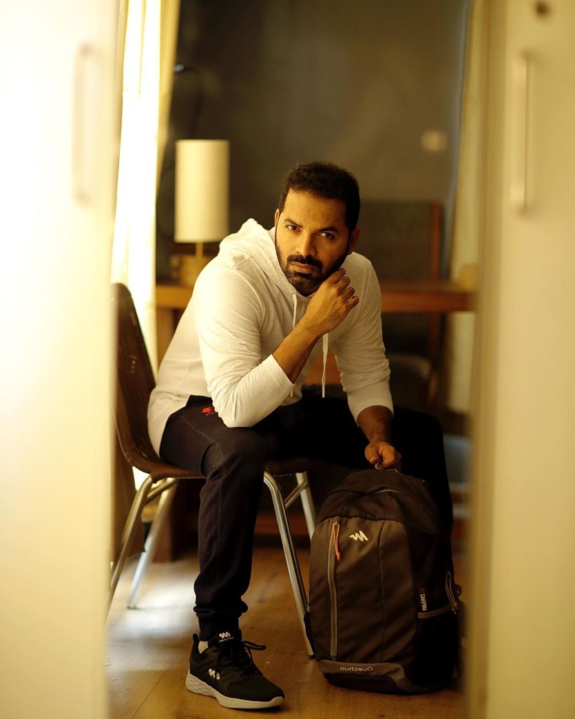A Peep into the Wardrobe- Vinay Forrt | FWD Life Magazine